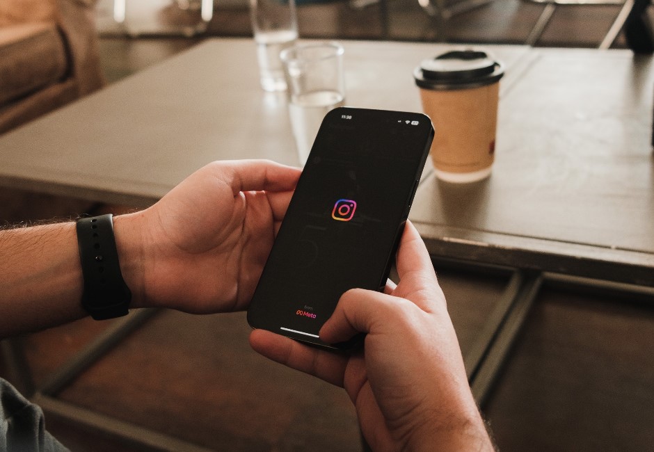 女生被搭訕「只給IG不給LINE」？網親曝背後「4原因」：親密關係才會加這個｜熱門話題｜網路溫度計 DailyView